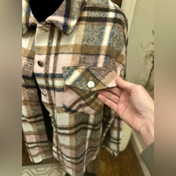 Tops | Nwt Autumn Plaid Shackets | Poshmark